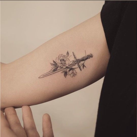 Espada Delicada - Tattoo | Tatuagens